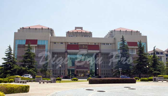 Yangzhou University Study in China : China University Admission
